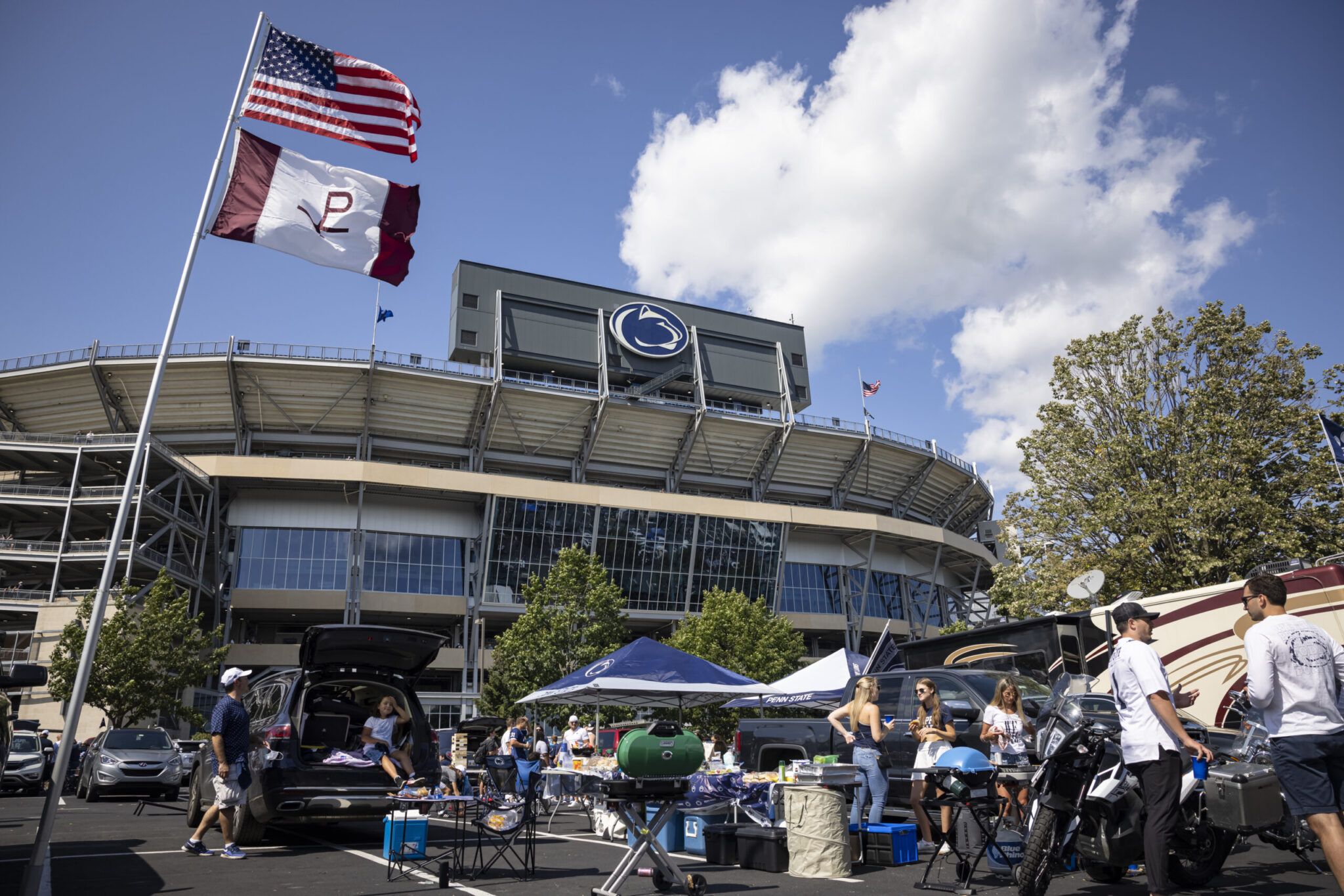 Ranking the Best Penn State Football Tailgating Lots